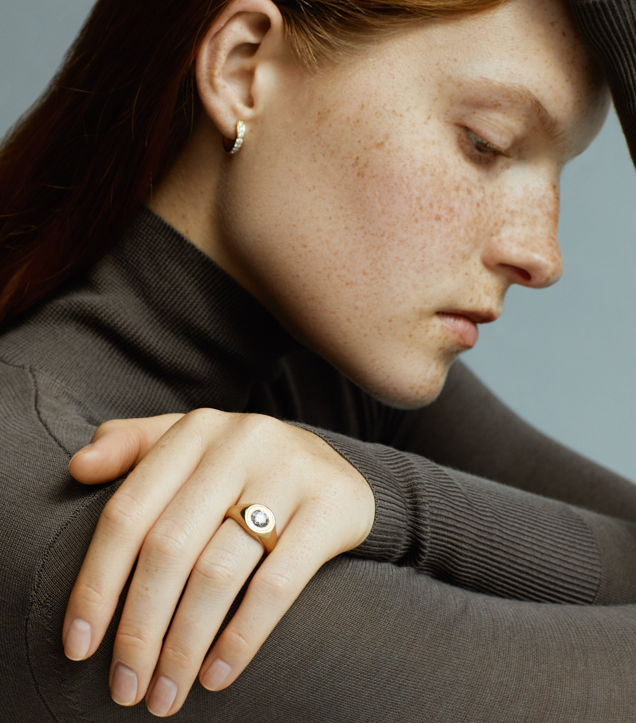 White Round Brilliant 1ct Sky Signet Ring – Skydiamond